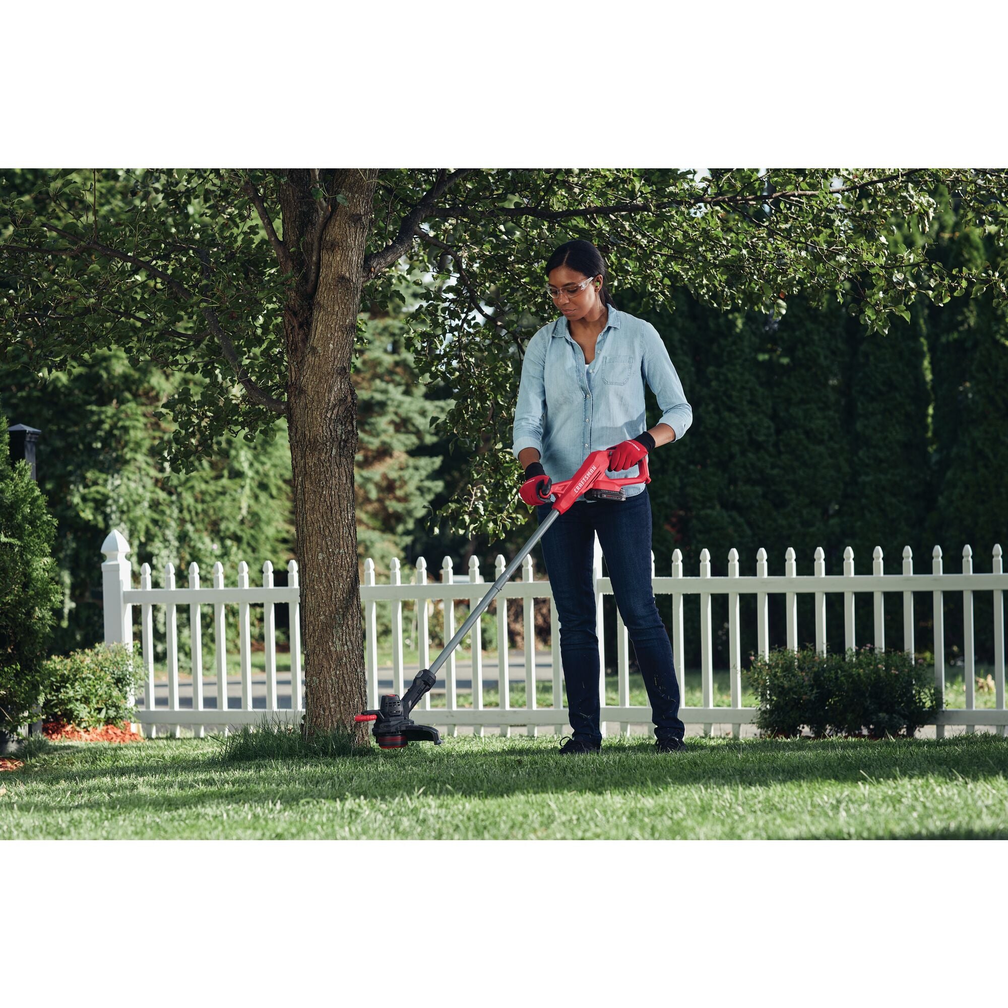 CRAFTSMAN V20 Cordless 10 In. Weedwacker String Trimmer And Edger Kit